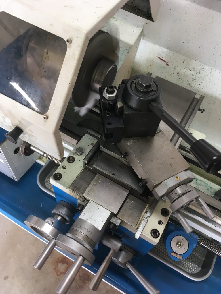 Wobbler Steam Engine – Frame and flywheel – Blondihacks